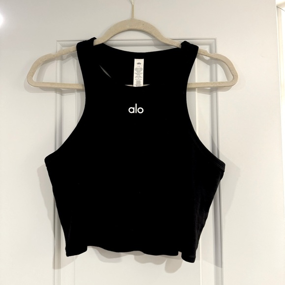 ALO Yoga | Tops | Alo Yoga Black Sleeveless Fitted Crop Tank | Poshmark
